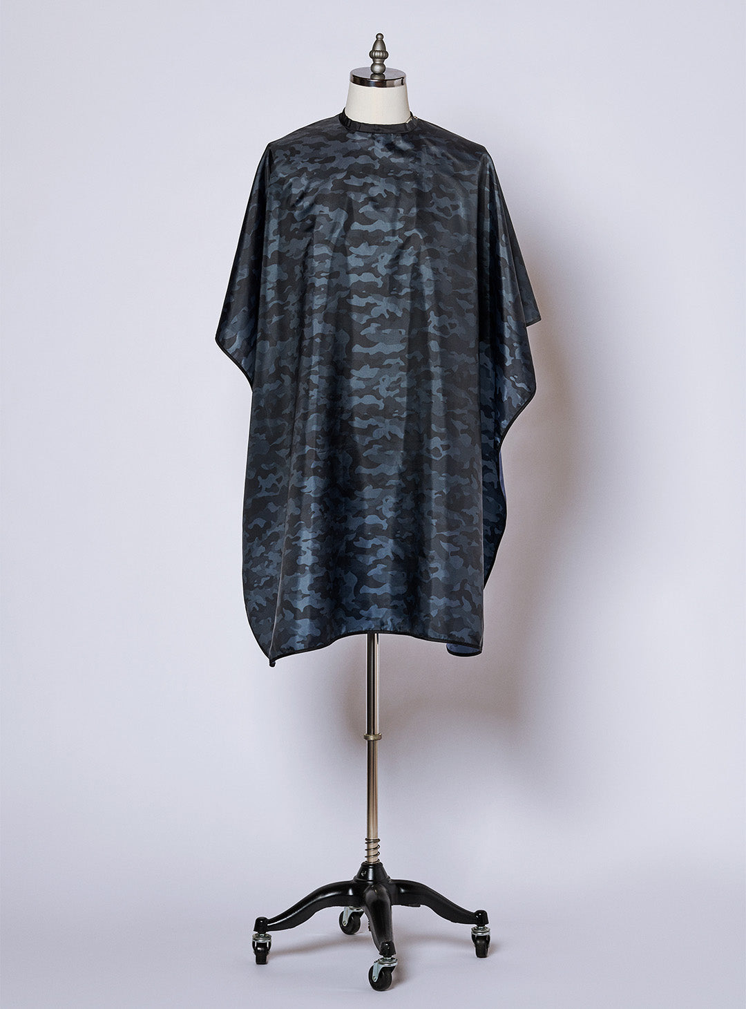 Premium Client Barber Cape - Black Camo | Fromm Pro – FROMM